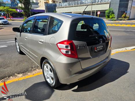 Comprar Hatch Honda Fit 1.4 16v 4P LX Flex Dourado 2011 em Bauru-SP