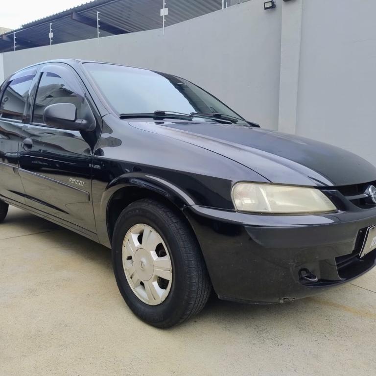 Comprar Hatch Chevrolet Celta 1.4 4P Spirit Preto 2005 em Bauru-SP