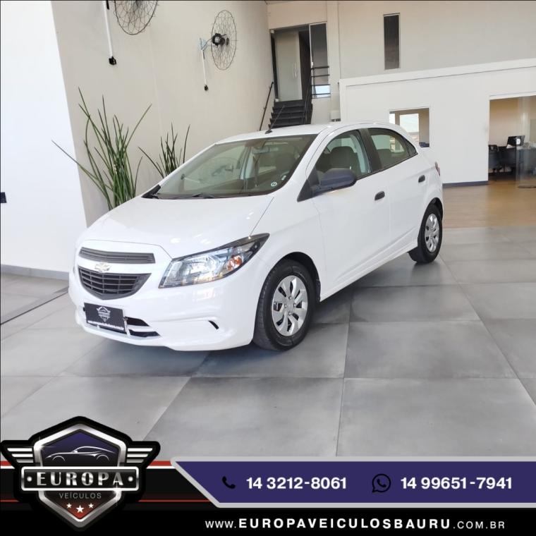 Comprar Hatch Chevrolet Onix Hatch 1.0 4P Flex Joy Branco 2019 em Bauru-SP