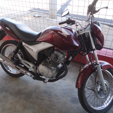 Comprar Honda CG 150 Titan Mix Esd Vinho 2011 em Bauru-SP