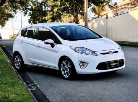 Comprar Hatch Ford Fiesta Hatch 1.6 16v 4P Sel Flex Branco 2013 em ...