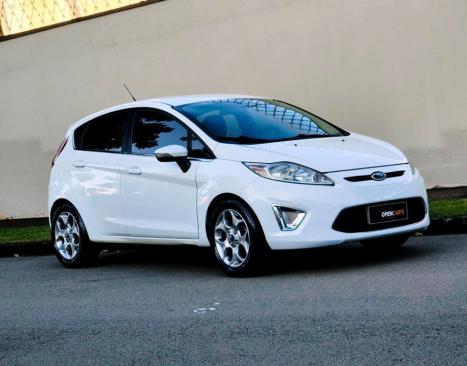Comprar Hatch Ford Fiesta Hatch 1.6 16v 4P Sel Flex Branco 2013 em ...