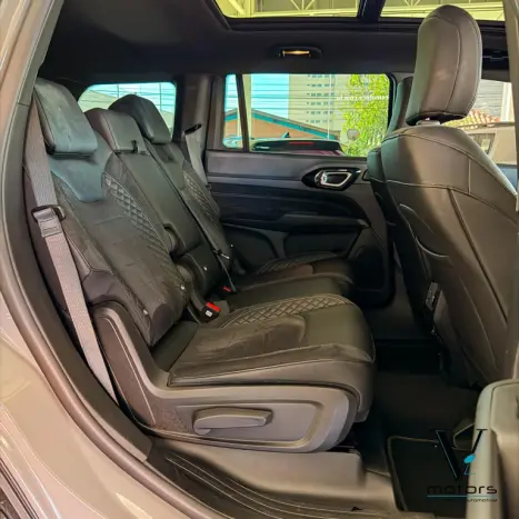 Comprar Suv Jeep Commander 2.0 16v 4P Hurricane 4 Turbo Blackhawk ...