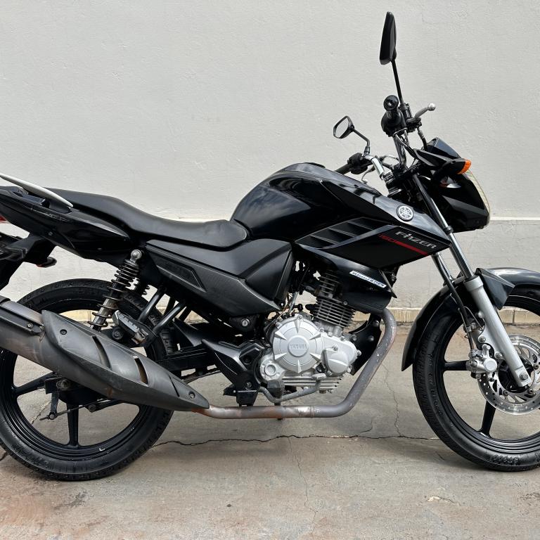Comprar Yamaha Fazer YS 150 ED Preto 2014 em Limeira-SP