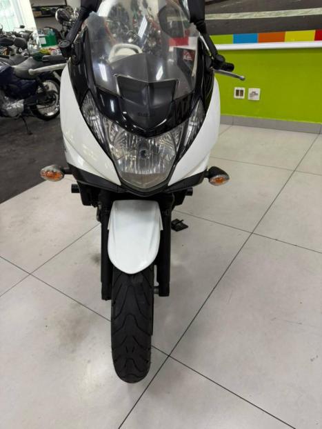 Comprar Suzuki Bandit 650 S Branco 2014 em Rio Claro-SP