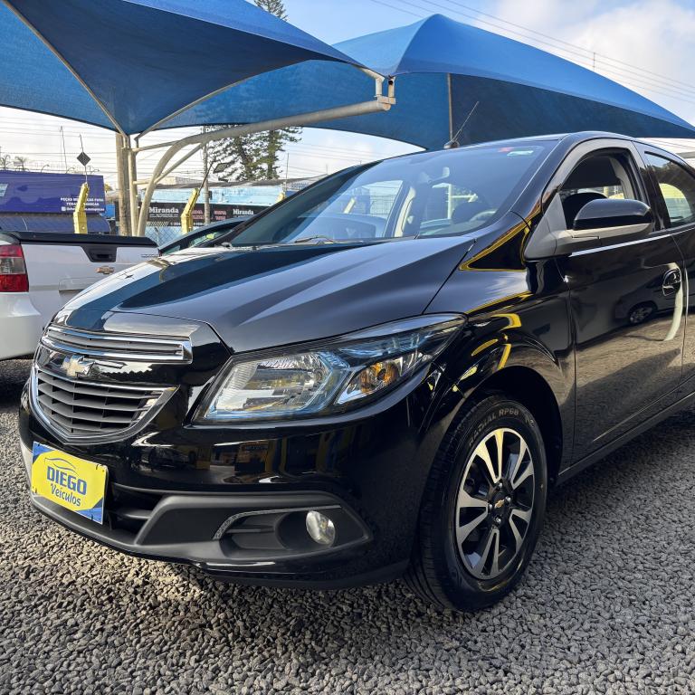 Comprar Hatch Chevrolet Onix Hatch 1.4 4P Flex Ltz Preto 2014 em Rio ...