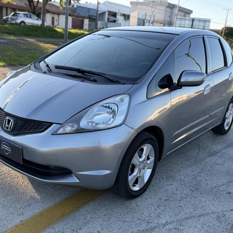 Comprar Hatch Honda Fit 1.4 16v 4P LX Flex Automático Cinza 2011 em Rio ...