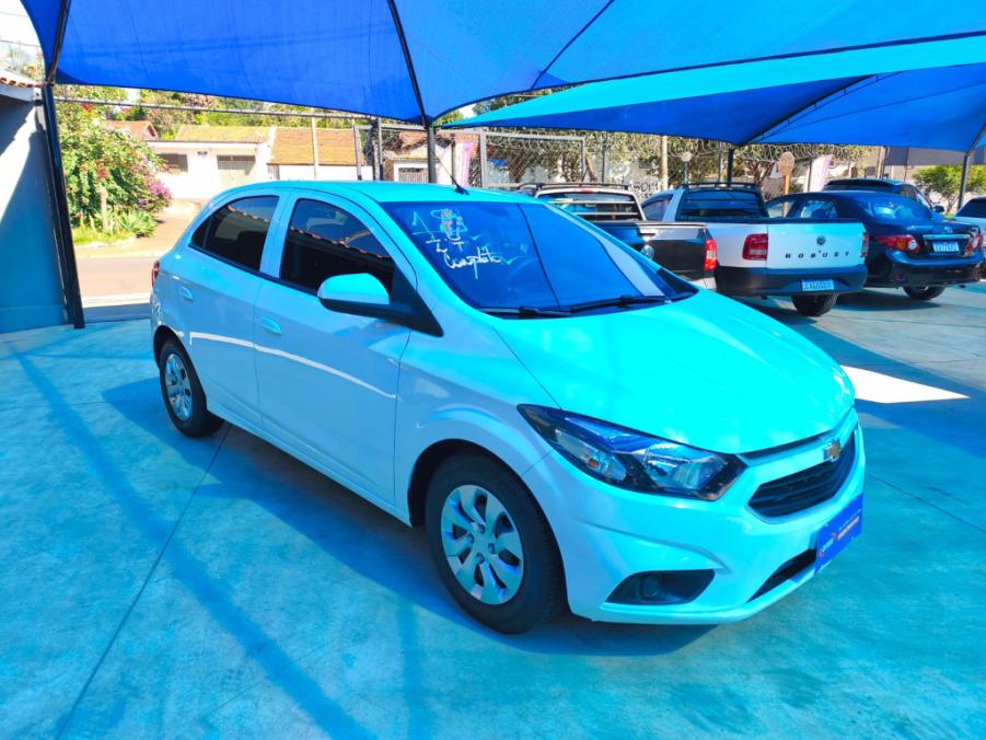 Comprar Hatch Chevrolet Onix Hatch 1.0 12v 4P Flex LT Branco 2019 em Jaú-SP