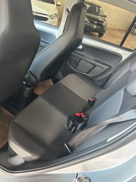 Comprar Hatch Volkswagen UP 1.0 12v 4P Flex Move UP Branco 2018 em Jaú-SP