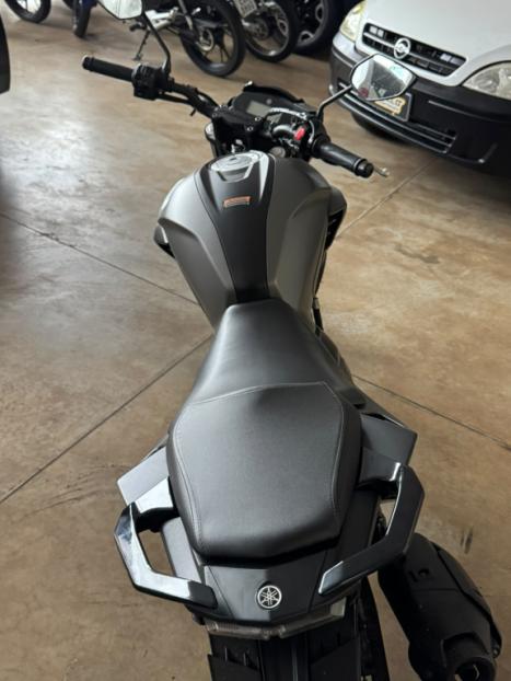 Comprar Yamaha FZ 25 250 Fazer Flex Chumbo 2024 em Barra Bonita-SP