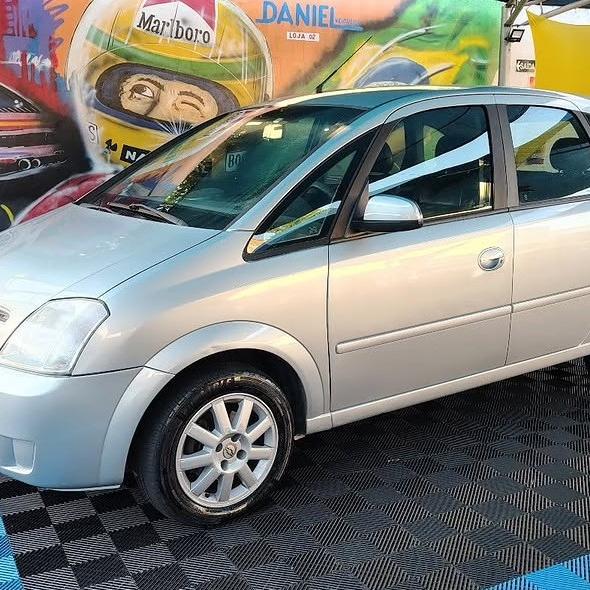Comprar Monovolume Chevrolet Meriva 1.8 4P Flex Premium Prata 2008 em ...