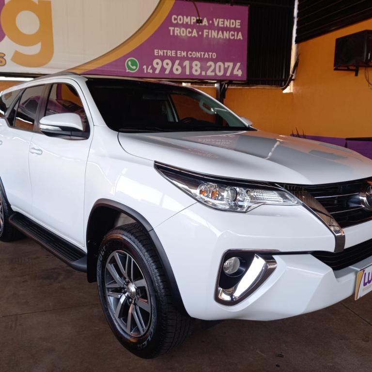 Comprar Suv Toyota Hilux Sw4 2.7 16v 4P SR Flex Automático Branco 2018 ...