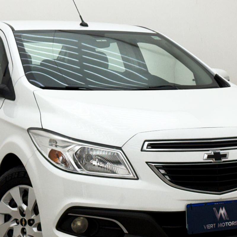 CarroTaubaté: Comprar Hatch Chevrolet Onix Hatch 1.0 12v 4P Flex LT ...