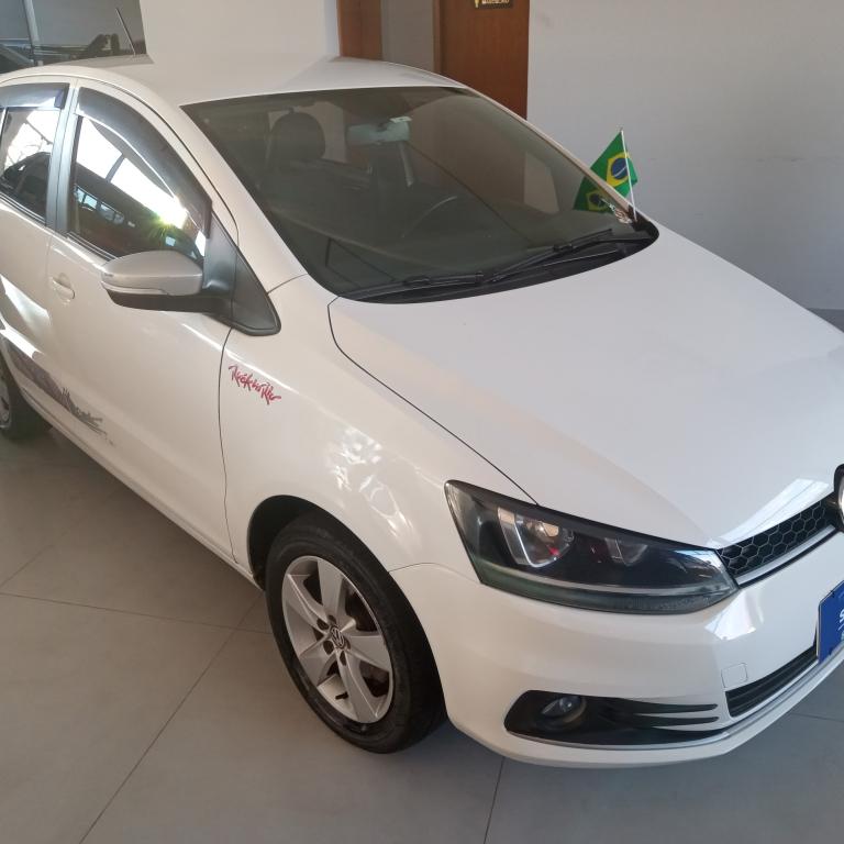 Comprar Hatch Volkswagen Fox 1.6 4P Rock IN Rio Flex Branco 2016 em ...