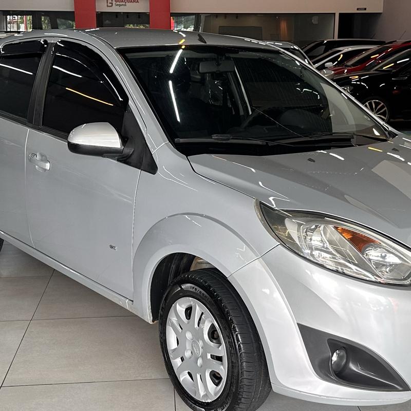 Comprar Sedan Ford Fiesta Sedan 1.6 16v 4P SE Flex Prata 2014 em Mogi ...