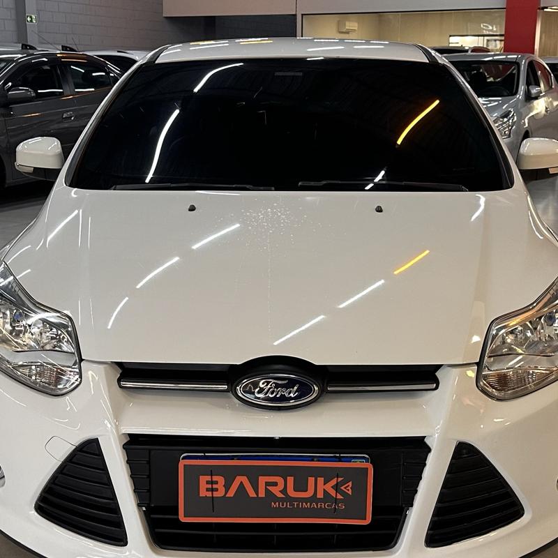 Comprar Sedan Ford Focus Sedan 2.0 16v 4P S Flex Branco 2015 em Mogi ...