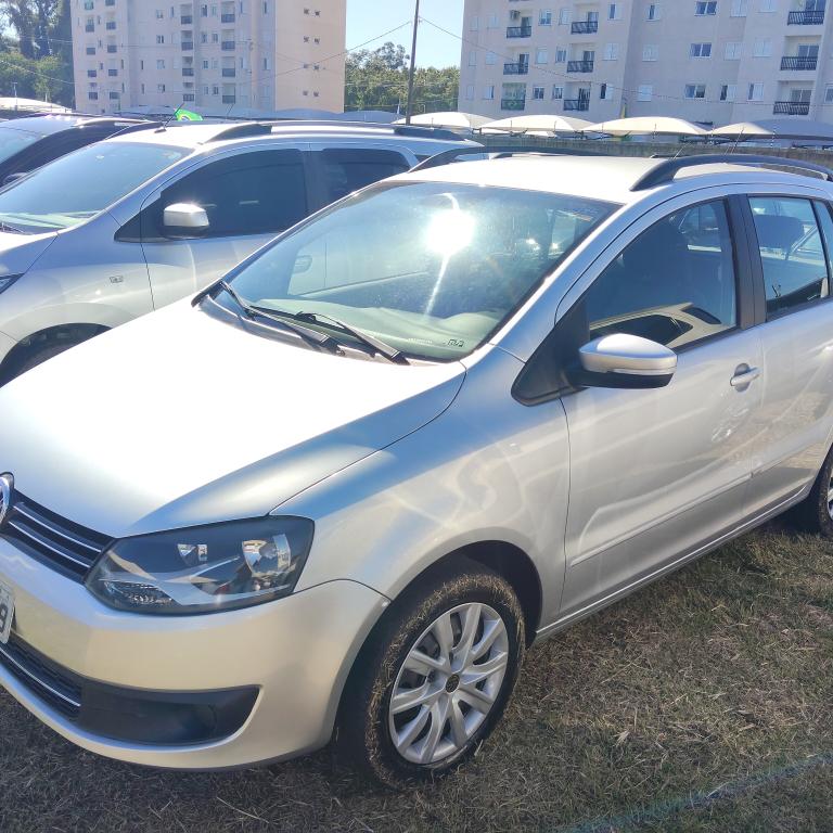 Comprar Hatch Volkswagen Space Fox 1.6 4P Flex Trend Prata 2011 em Mogi ...