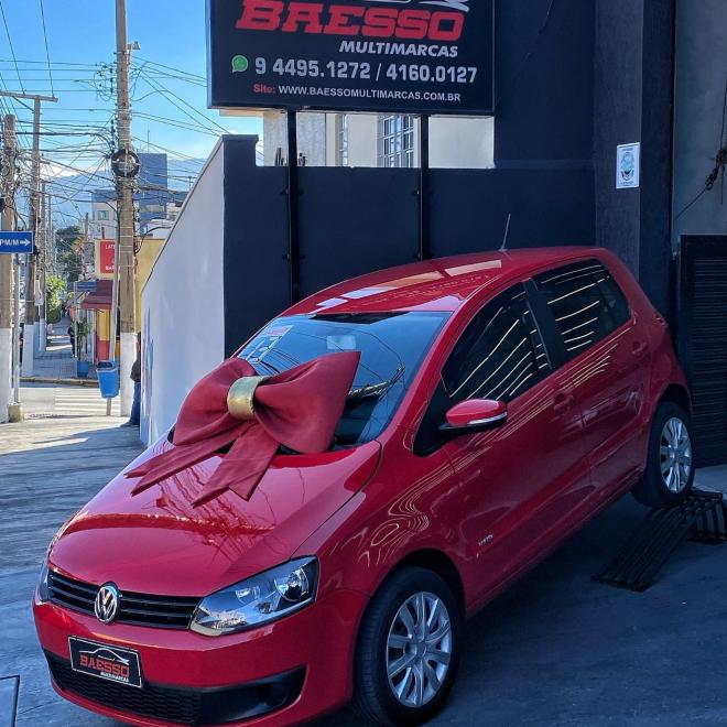 Comprar Hatch Volkswagen Fox 1.0 4P Trend Flex Vermelho 2013 em Mogi ...