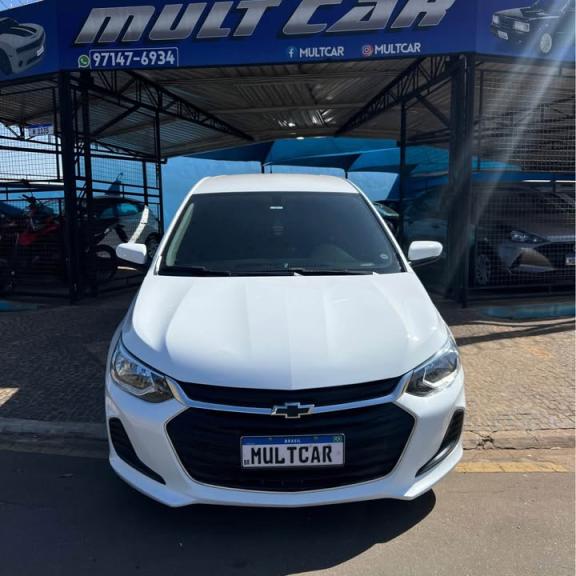Comprar Hatch Chevrolet Onix Hatch 1.0 12v 4P Flex LT Branco 2023 em ...
