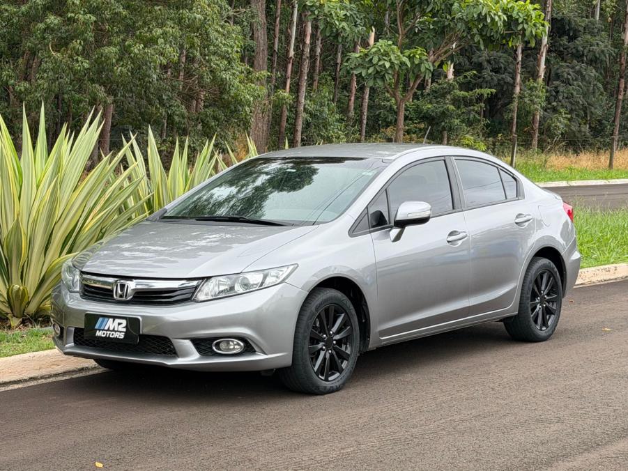 Comprar Sedan Honda Civic 1.8 16v 4P Flex Lxl Automático Cinza 2013 em ...