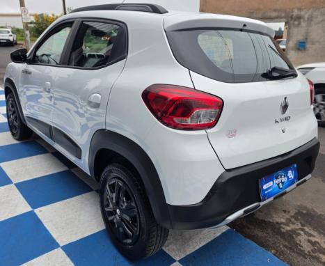 Comprar Hatch Renault Kwid 1.0 12v 4P Sce Flex Outsider Branco 2022 em ...