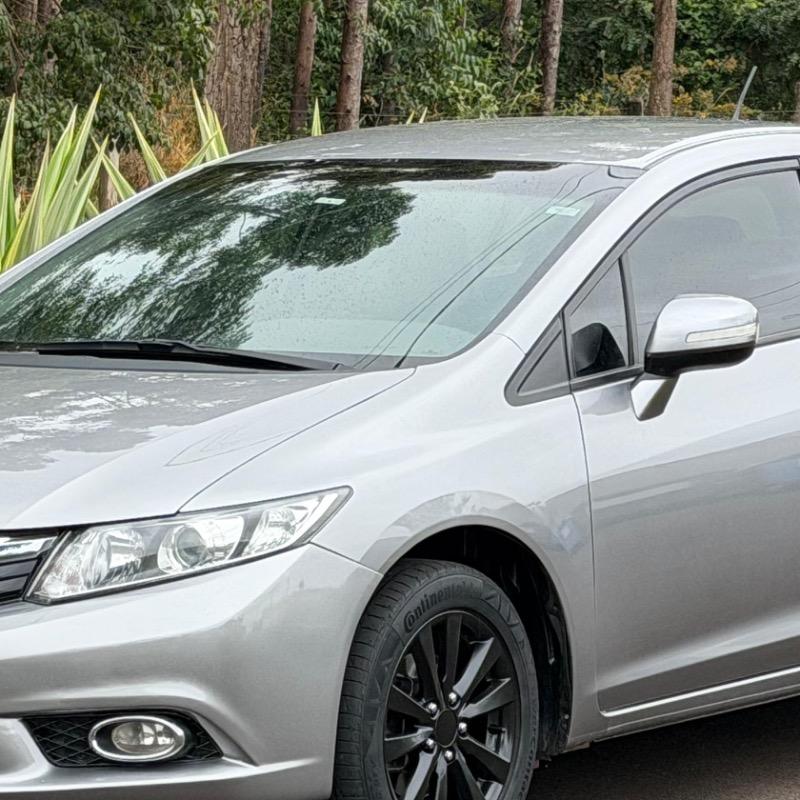Comprar Sedan Honda Civic 1.8 16v 4P Flex Lxl Automático Cinza 2013 em ...