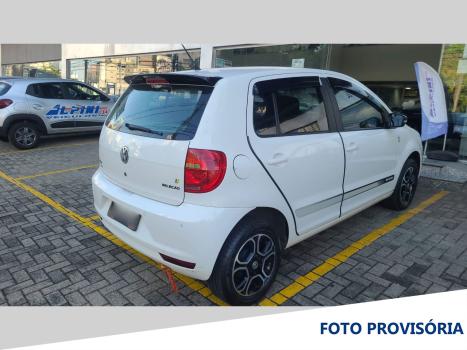Comprar Hatch Volkswagen Fox 1.0 4P Seleção Flex Branco 2014 em Campinas-SP