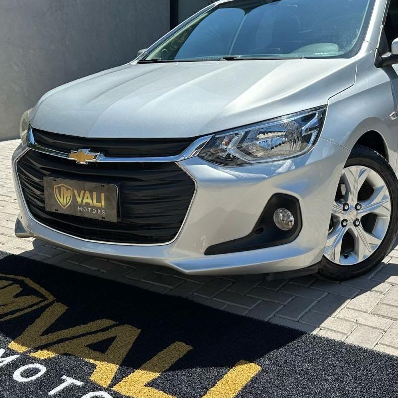 Comprar Hatch Chevrolet Onix Hatch 1.0 4P Flex Ltz Turbo Prata 2023 em ...