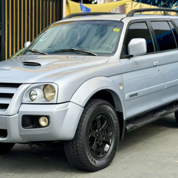 Comprar Suv Mitsubishi Pajero Sport 2.5 4P 4x4 Hpe Turbo Diesel ...