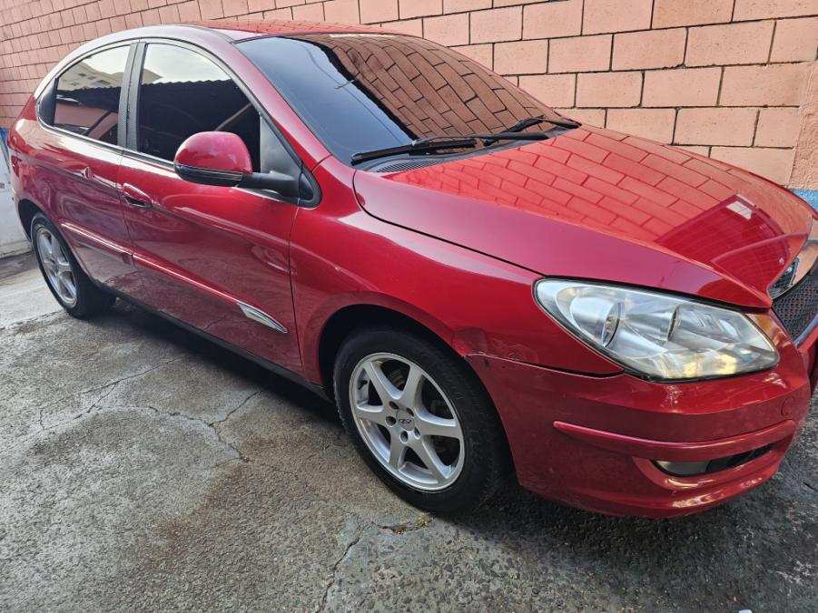 Comprar Hatch Chery Cielo 1.6 16v 4P Vermelho 2012 em Piracicaba-SP