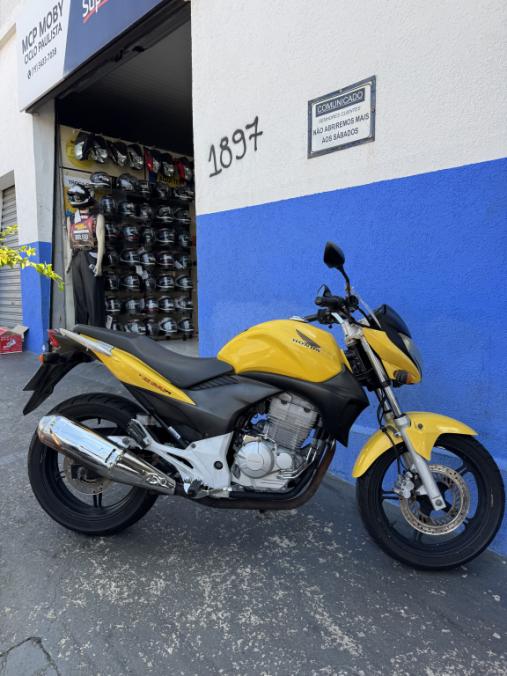 Comprar Honda CB 300 R Flex Amarelo 2012 em Piracicaba-SP