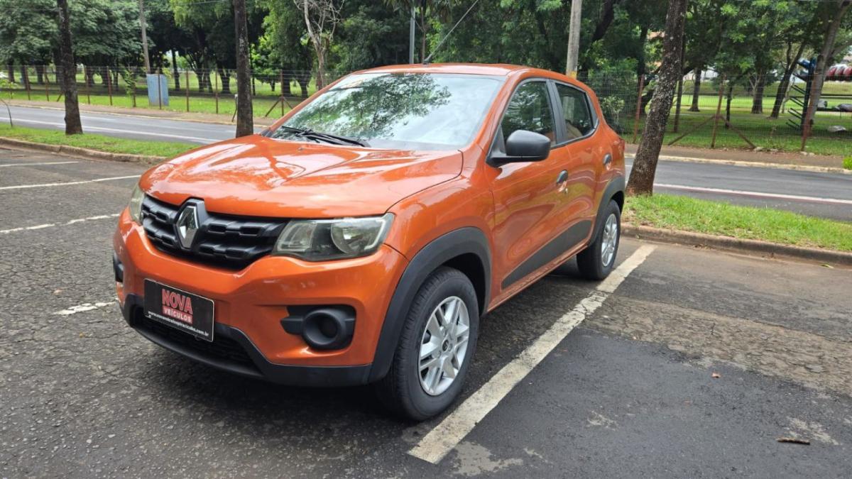 Comprar Hatch Renault Kwid 1.0 12v 4P Sce Flex Zen Laranja 2018 em ...