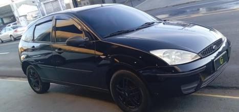 Comprar Hatch Ford Focus Hatch 2.0 16v 4P Glx Preto 2006 em Piracicaba-SP