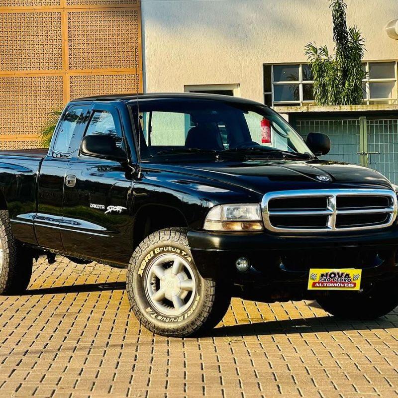 Comprar Picape Dodge Dakota 2.5 Cabine Simples Preto 2001 em São Pedro-SP