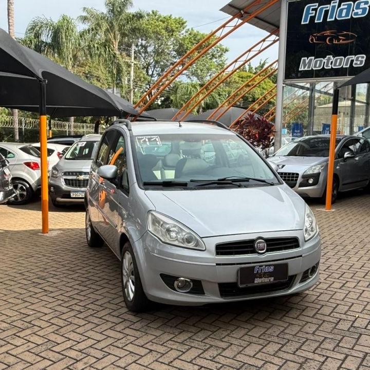 Comprar Monovolume Fiat Idea 1.6 16v 4P Essence Flex Prata 2011 em ...