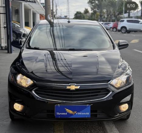 Comprar Hatch Chevrolet Onix Hatch 1.4 4P Flex LT Preto 2019 em Salto-SP