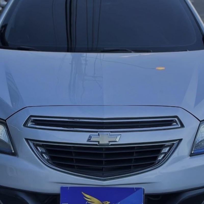 Comprar Hatch Chevrolet Onix Hatch 1.4 4P Flex Ltz Automático Prata ...