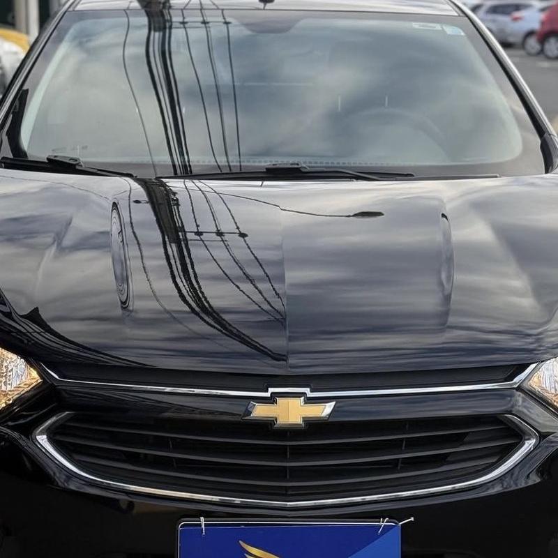 Comprar Hatch Chevrolet Onix Hatch 1.4 4P Flex LT Preto 2019 em Salto-SP