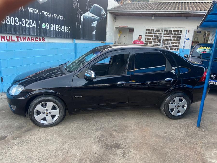 Comprar Sedan Chevrolet Prisma 1.4 4P Maxx Flex Preto 2008 em Poços de ...
