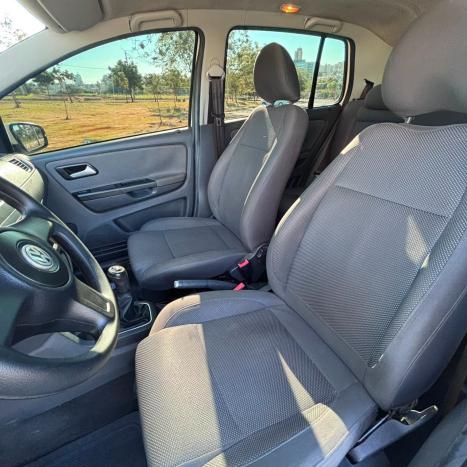 Comprar Hatch Volkswagen Fox 1.0 Branco 2011 em Ribeirão Preto-SP