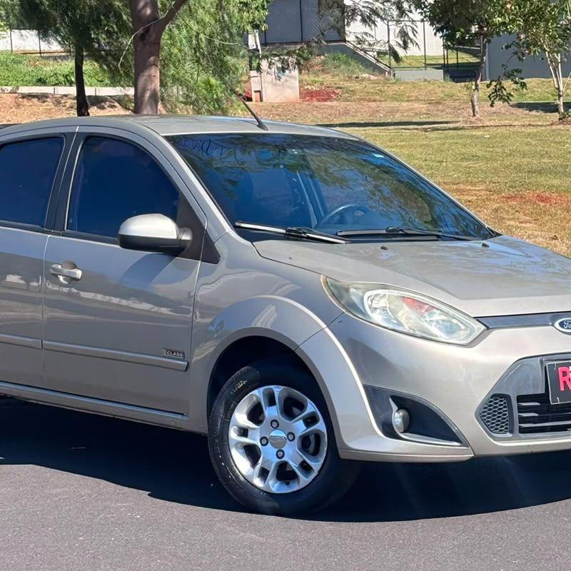 Comprar Sedan Ford Fiesta Sedan 1.6 4P Class Flex Prata 2011 em ...