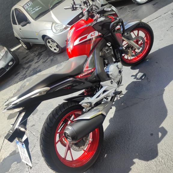 Comprar Honda CB 250 F Twister Flexone Vermelho 2020 em Pirassununga-SP