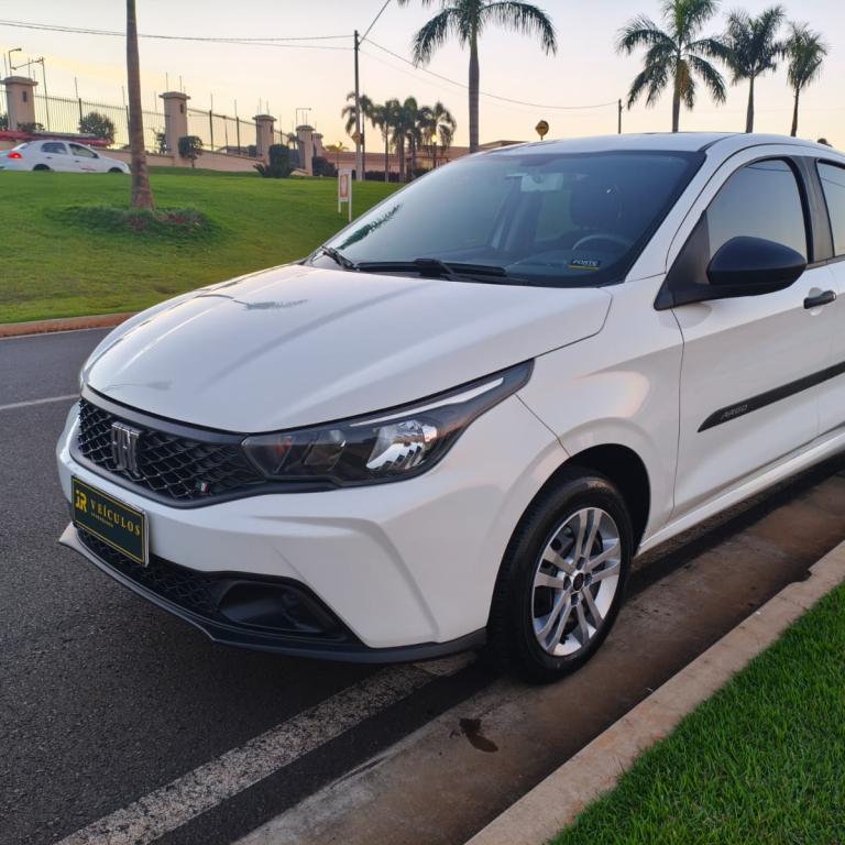 Comprar Hatch Fiat Argo 1.0 4P Flex Firefly Branco 2023 em Araraquara-SP