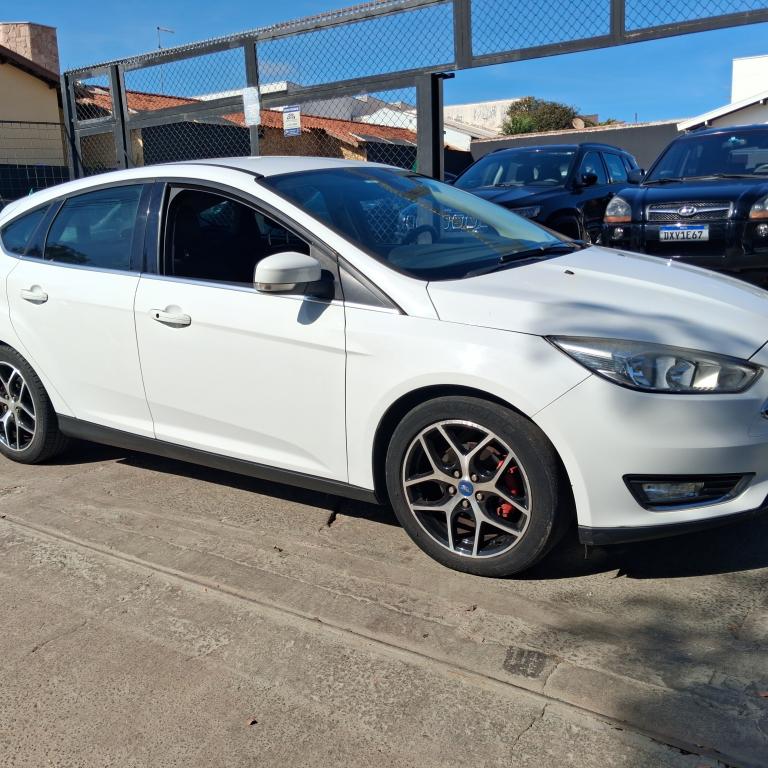 Comprar Hatch Ford Focus Hatch 2.0 16v 4P Flex Titanium Automático ...